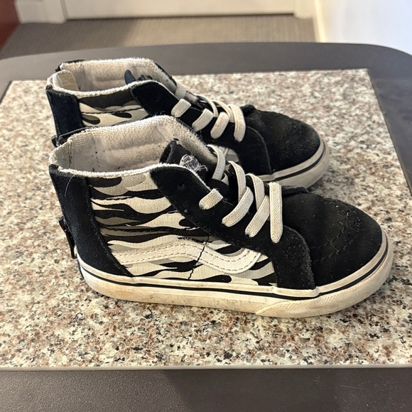 Vans | Shoes | Vans Kids Black And White Zebra Sneakers | Poshmark
